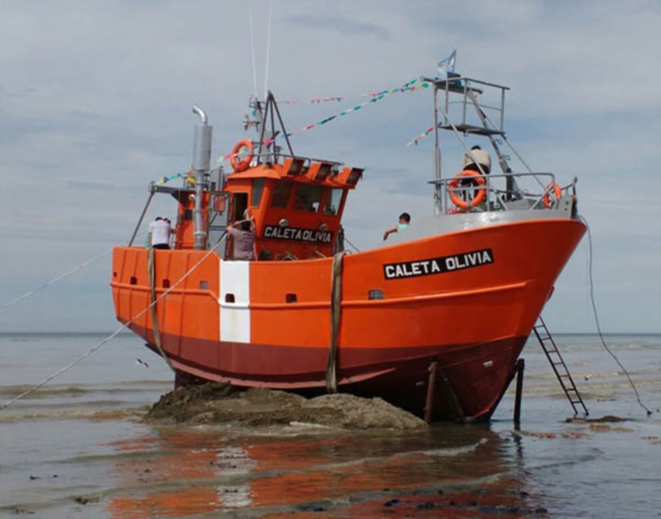Un barco construido en un barrio de Comodoro que ya tiene vida propia y ...
