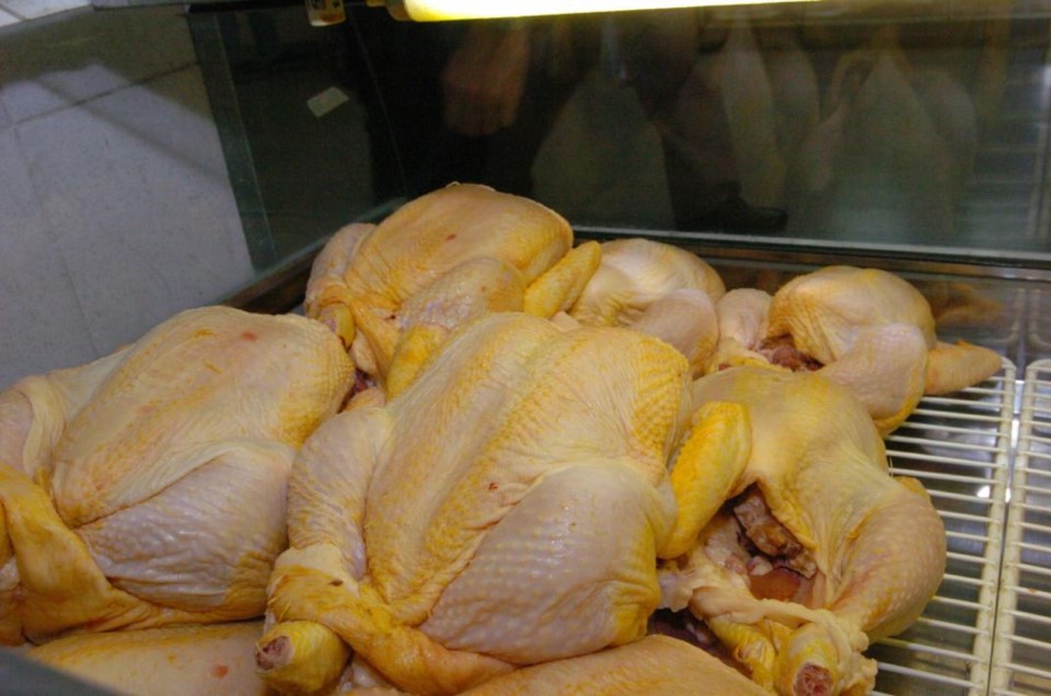 "Operativo pata-muslo": vendían cocaína y marihuana dentro de los pollos