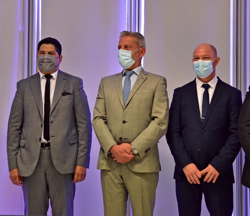 Arcioni tomó juramento a Sandilo y Ayala