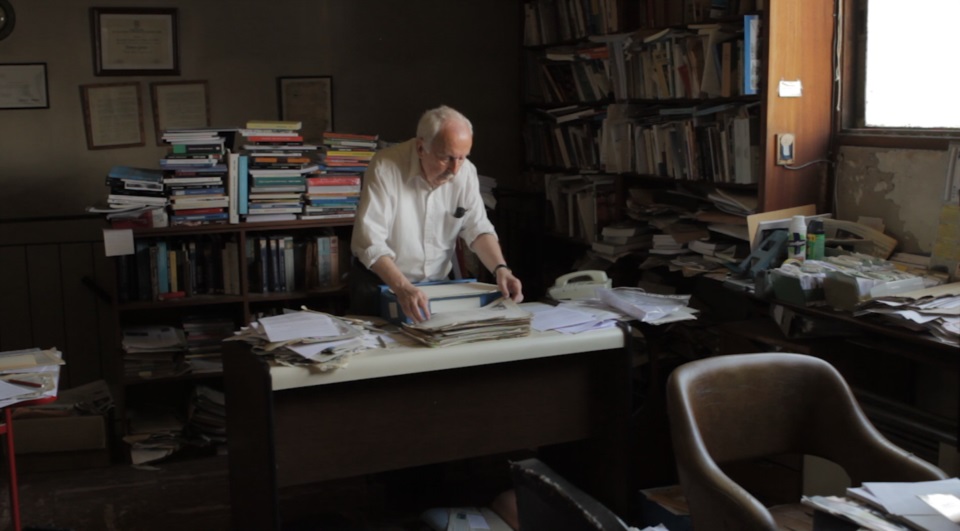 Estrenan documental sobre el historiador y ensayista Norberto Galasso