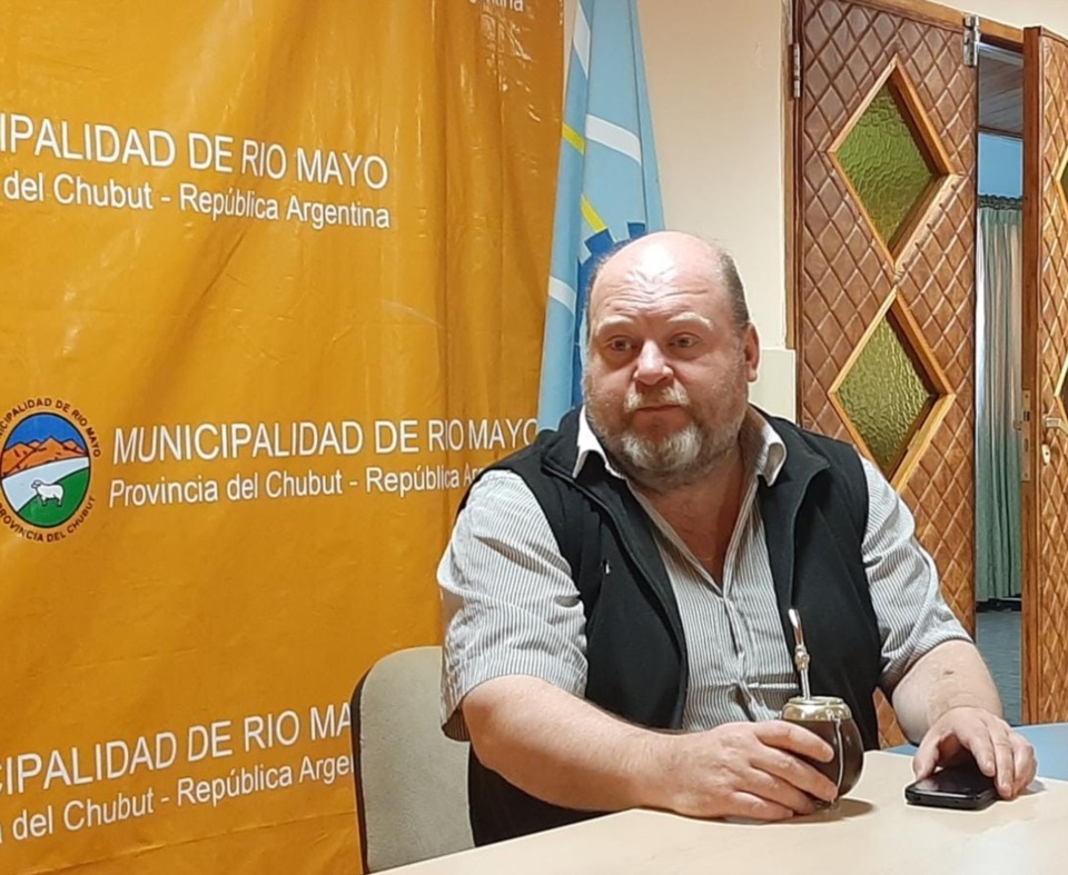 El intendente de Río Mayo sigue internado en grave estado