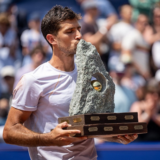 Cachín logra su primer título ATP en el Abierto de Gstaad